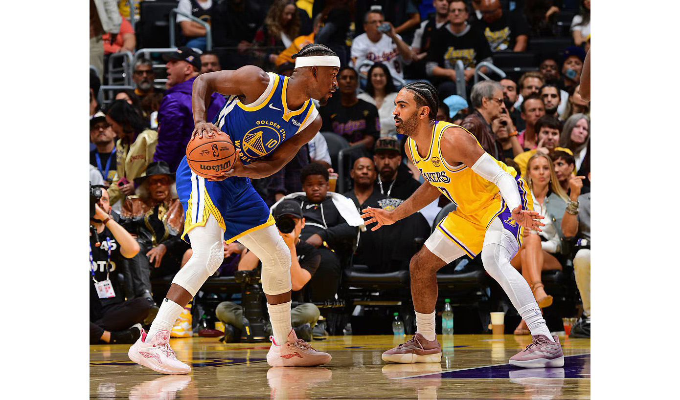 Warriors opent NBA-seizoen met overtuigende zege op Lakers
