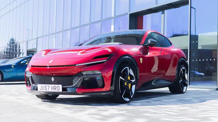 Ferrari presteert beter dan verwacht door hogere prijzen en duurdere ...