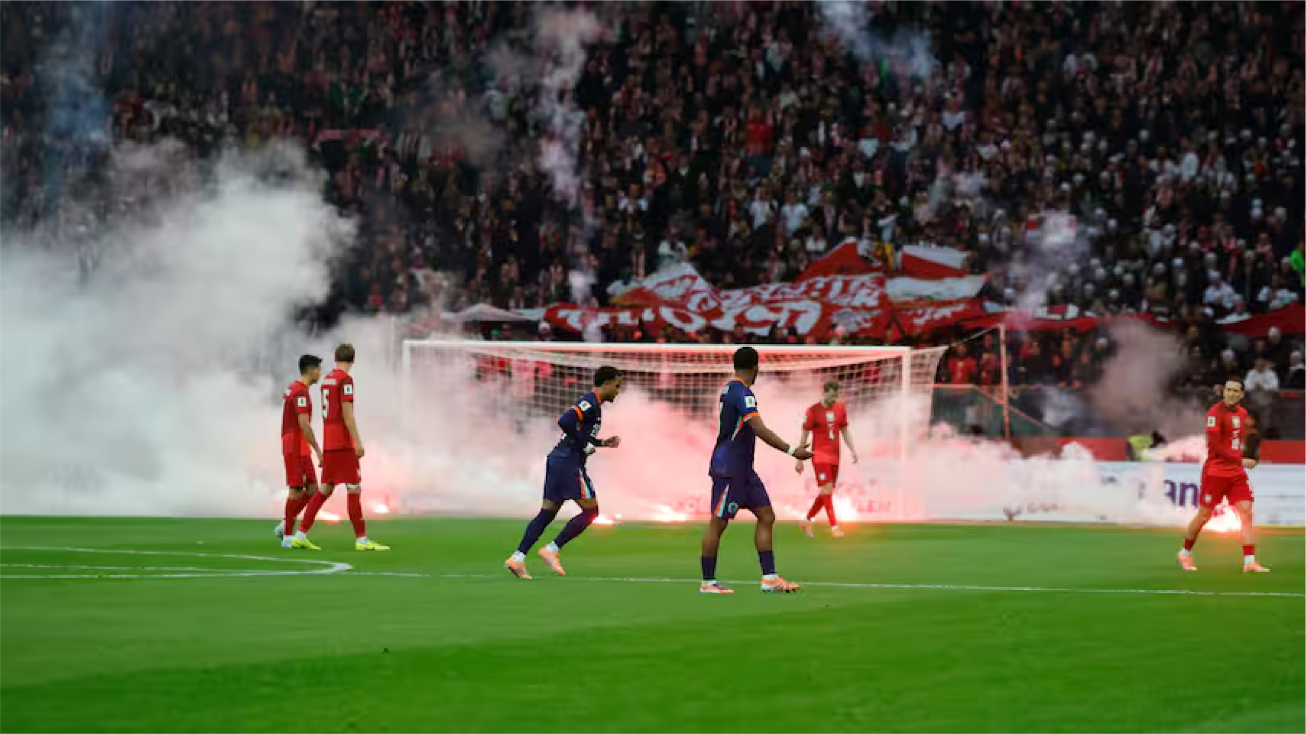 Poolse hooligans legden duel Oranje stil uit protest na inbeslagname ...