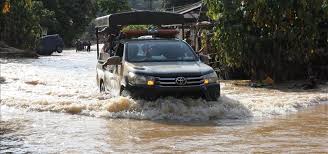 Indonesia flood kills 16, displaces hundreds