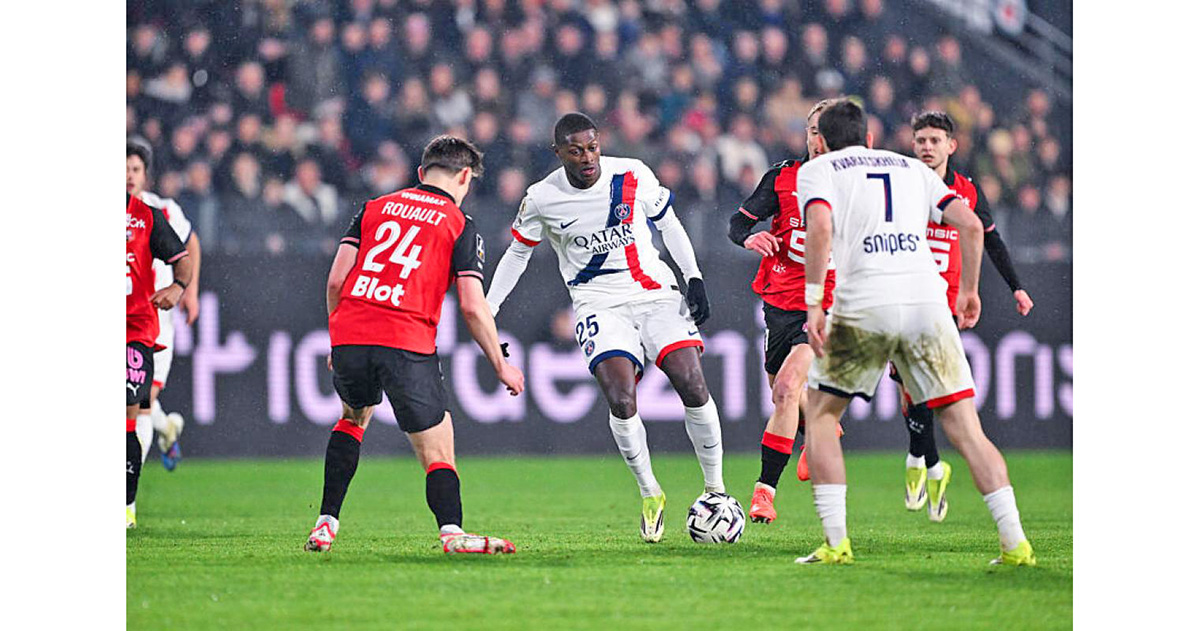 PSG zet koppositie op het spel na uitglijder in Bretagne