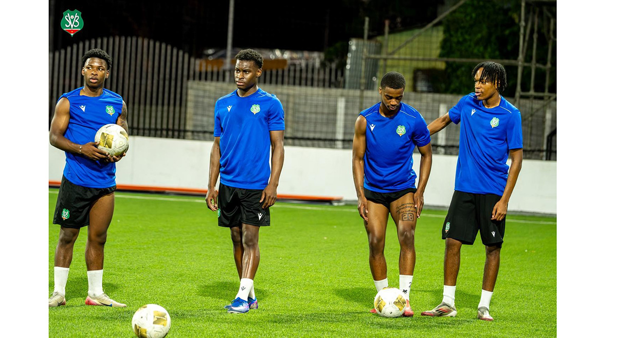 Suriname walst over Belize heen