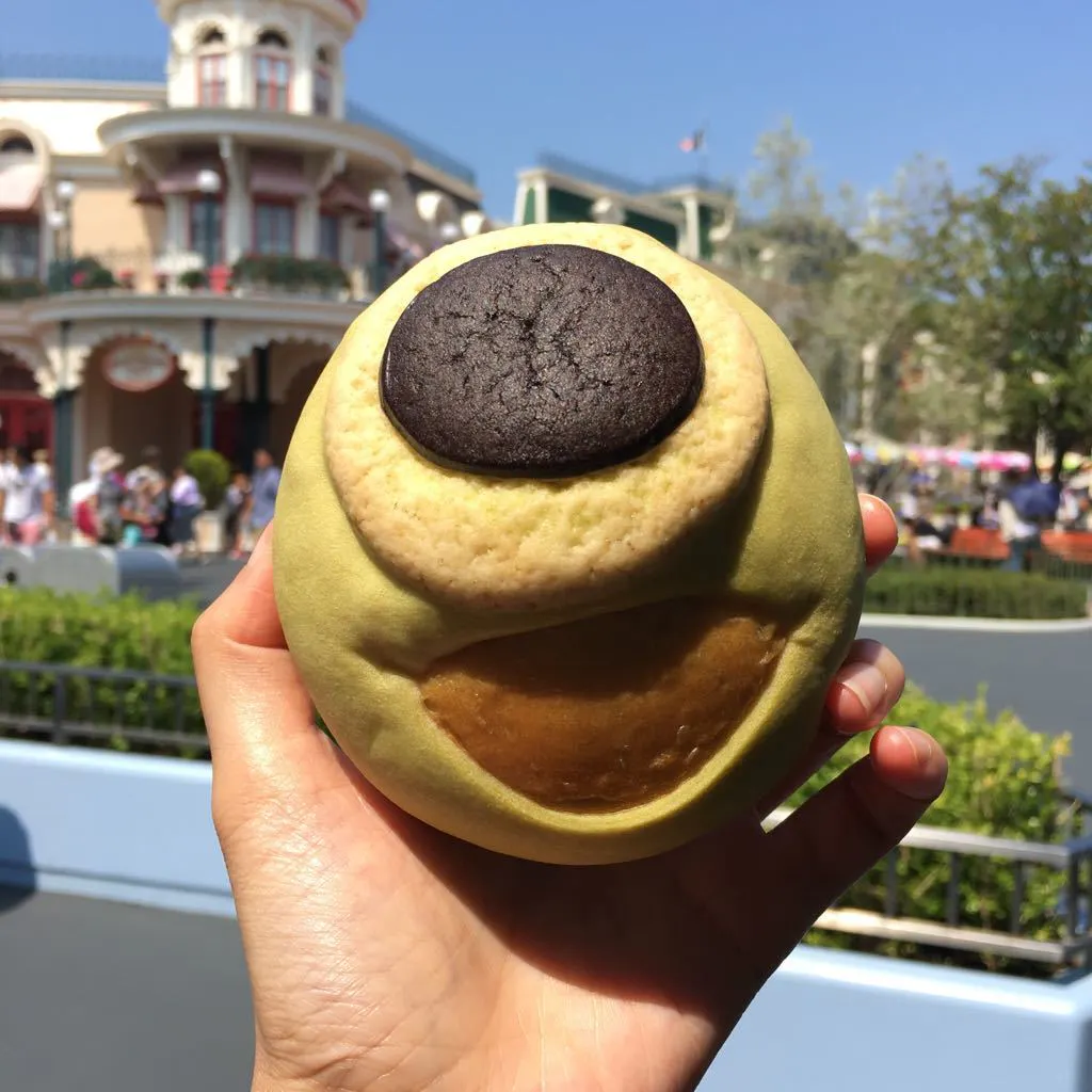 Must Try Japanese Snacks At Tokyo Disney Land & Sea! | TokyoTreat ...