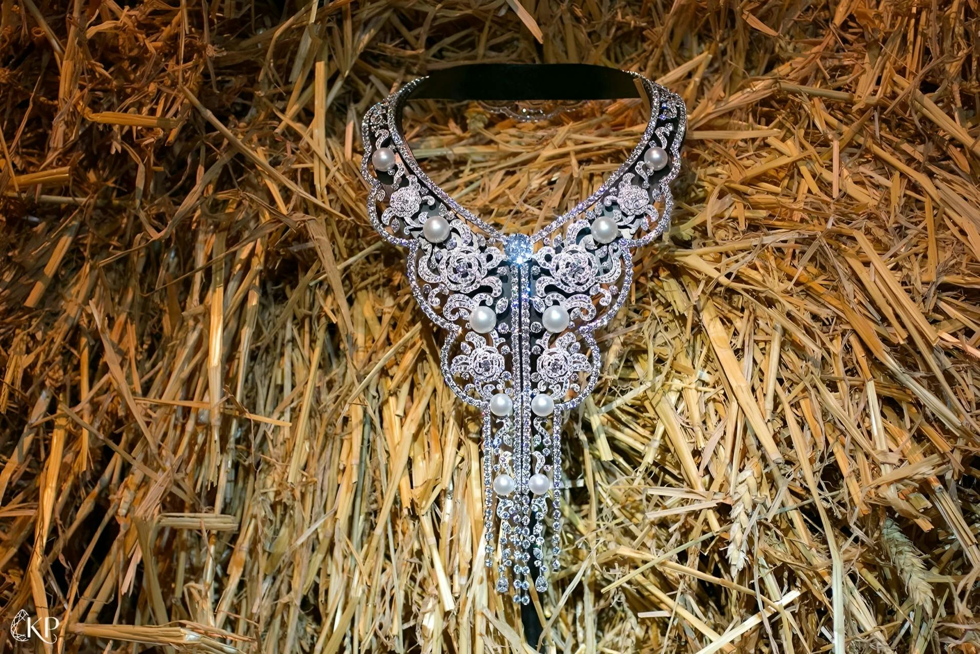 Totems | Studio creating custom-made stands and supports