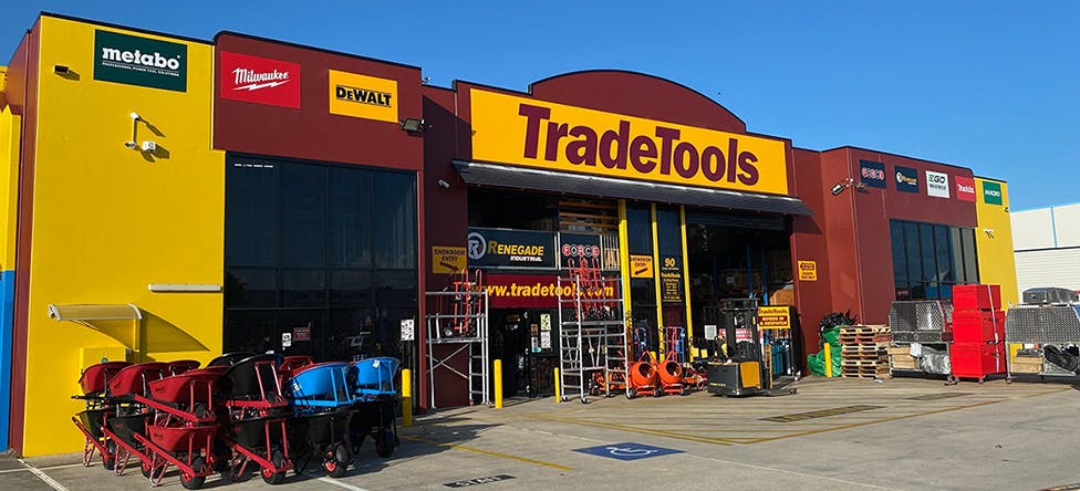 Tools near ne store
