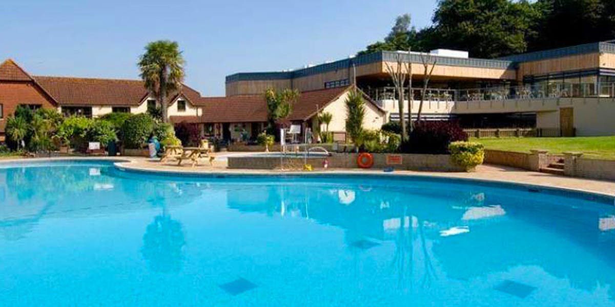 Cofton Holiday Park | Treco