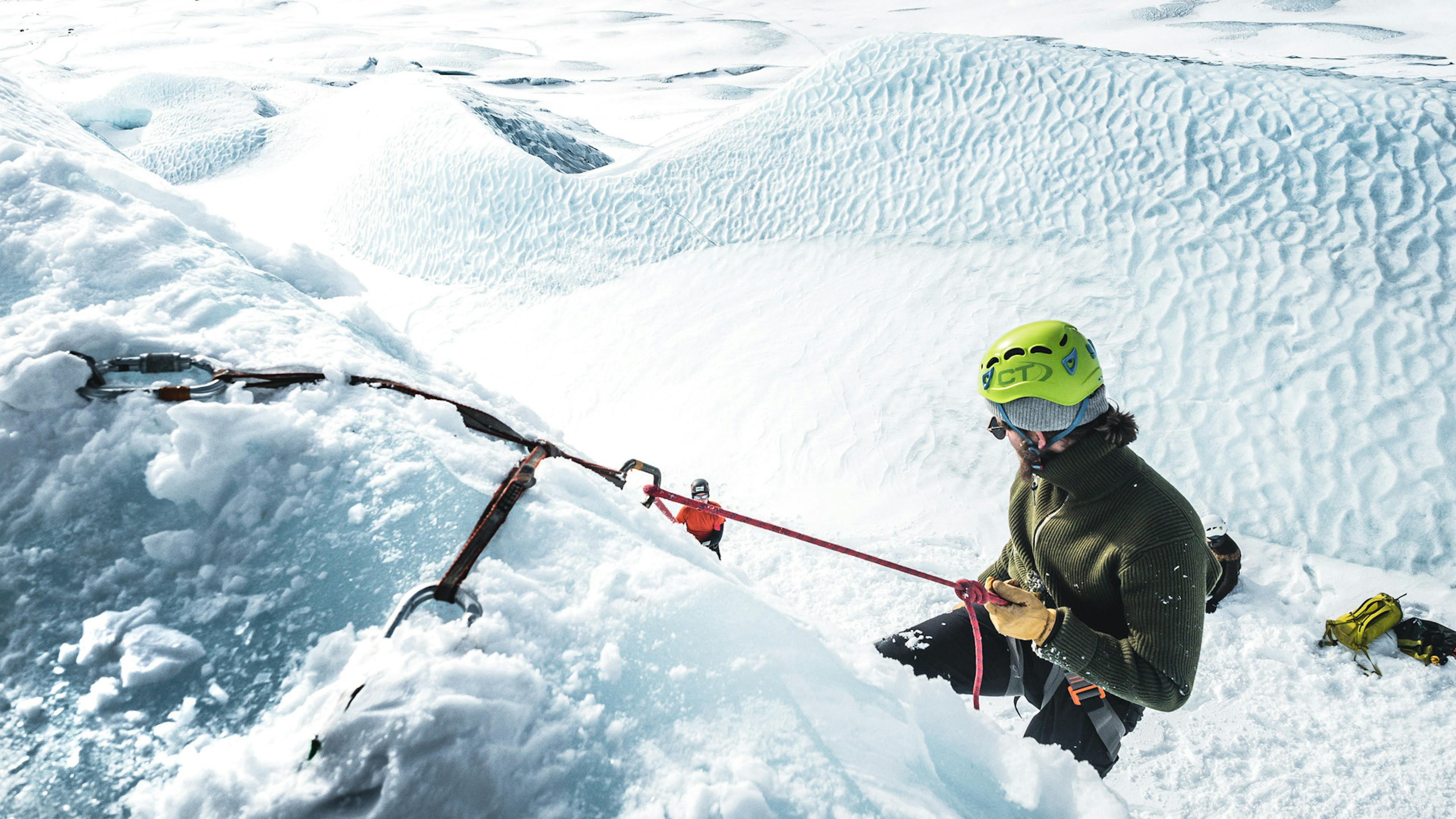 Guide to Ice Climbing in Iceland | Tröll Expeditions