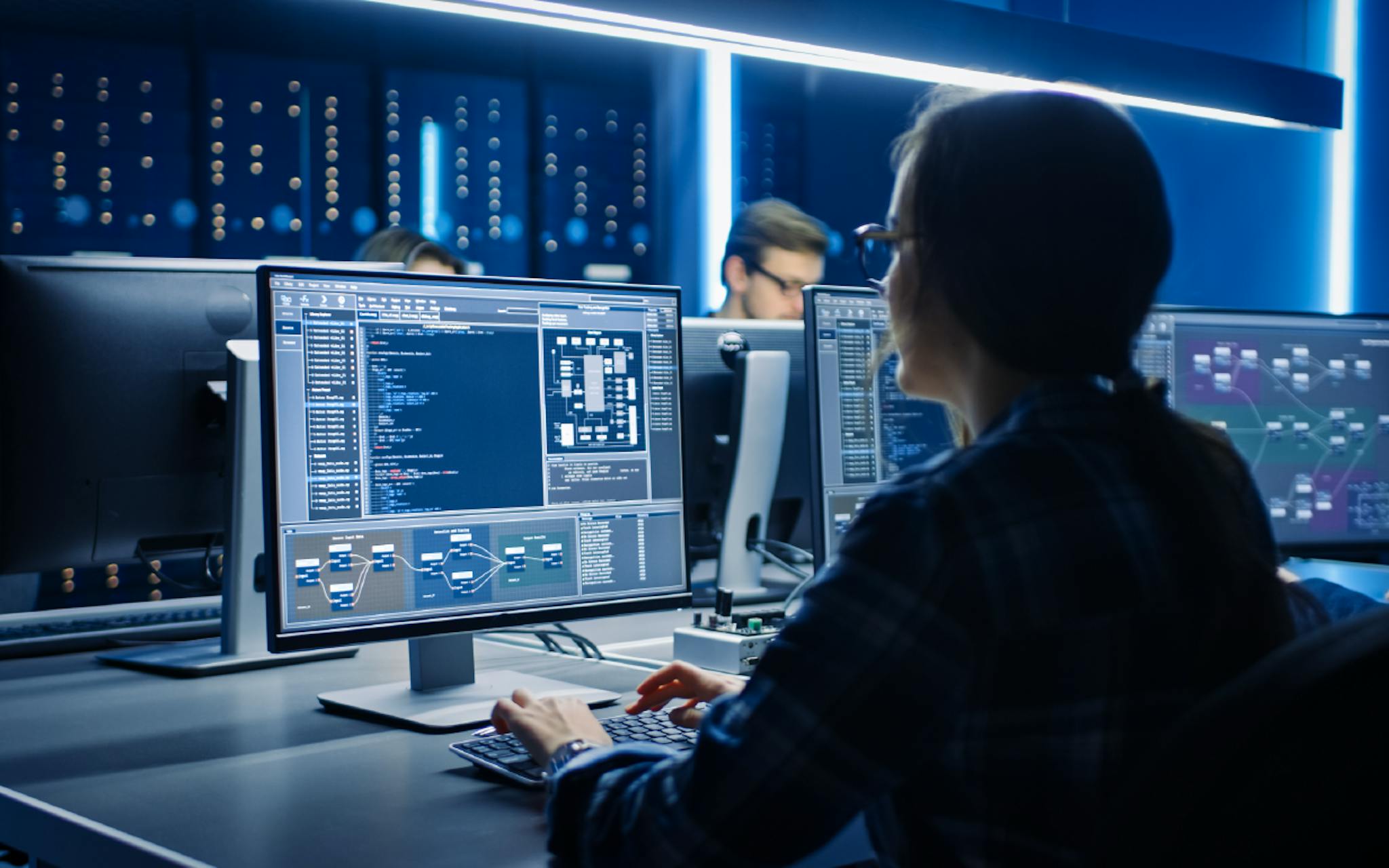 25 Must-Have Docker Tools for Developers in 2025