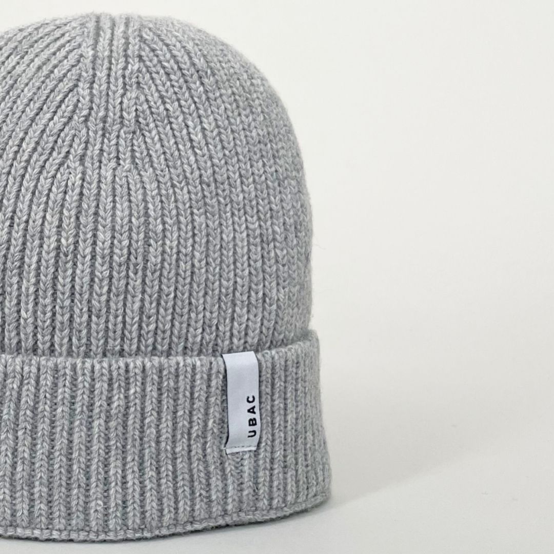 Accessoires & Chaussettes éco-responsables en laine recyclée | Ubac