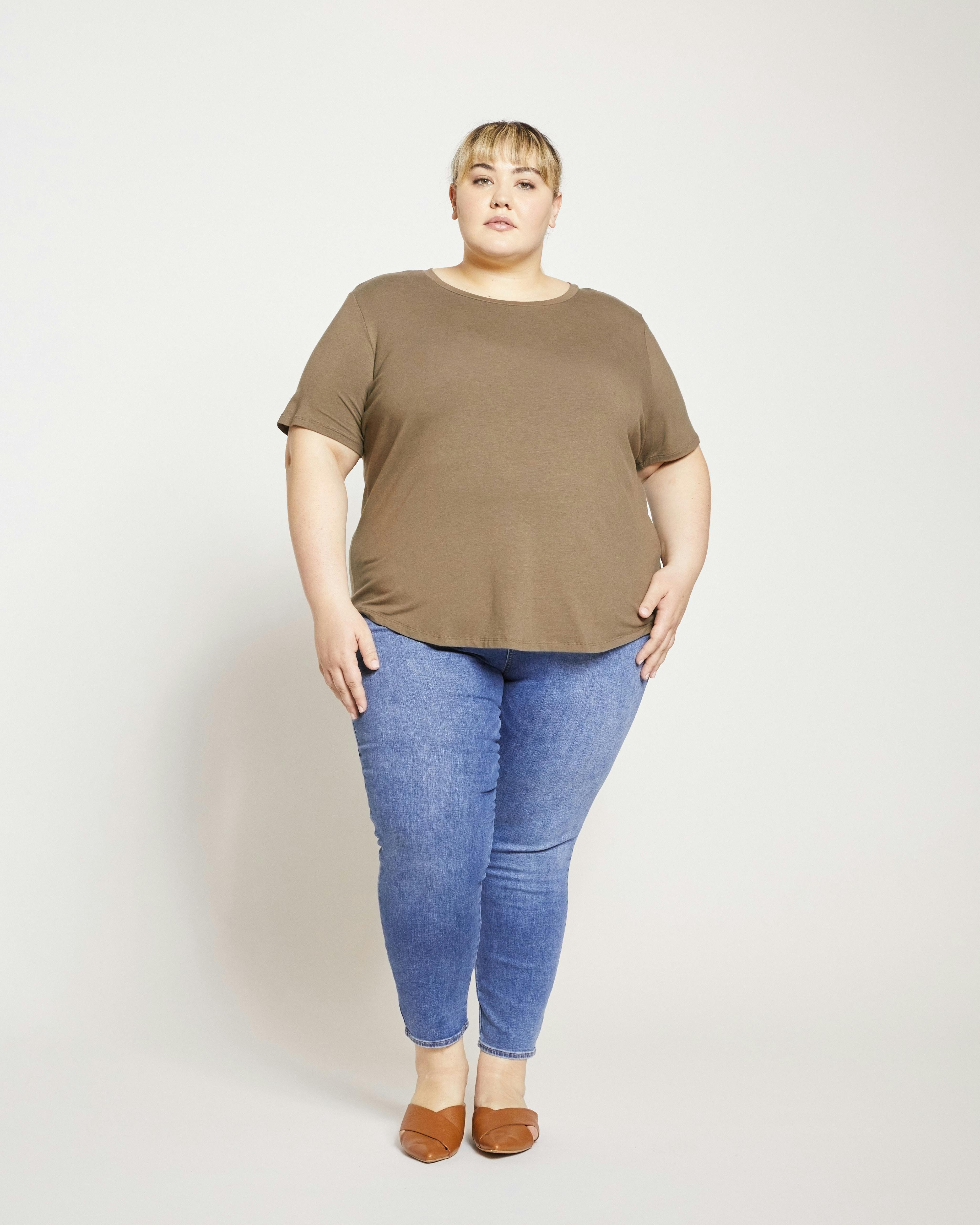 Long Sleeve Tee Rex - White | Universal Standard