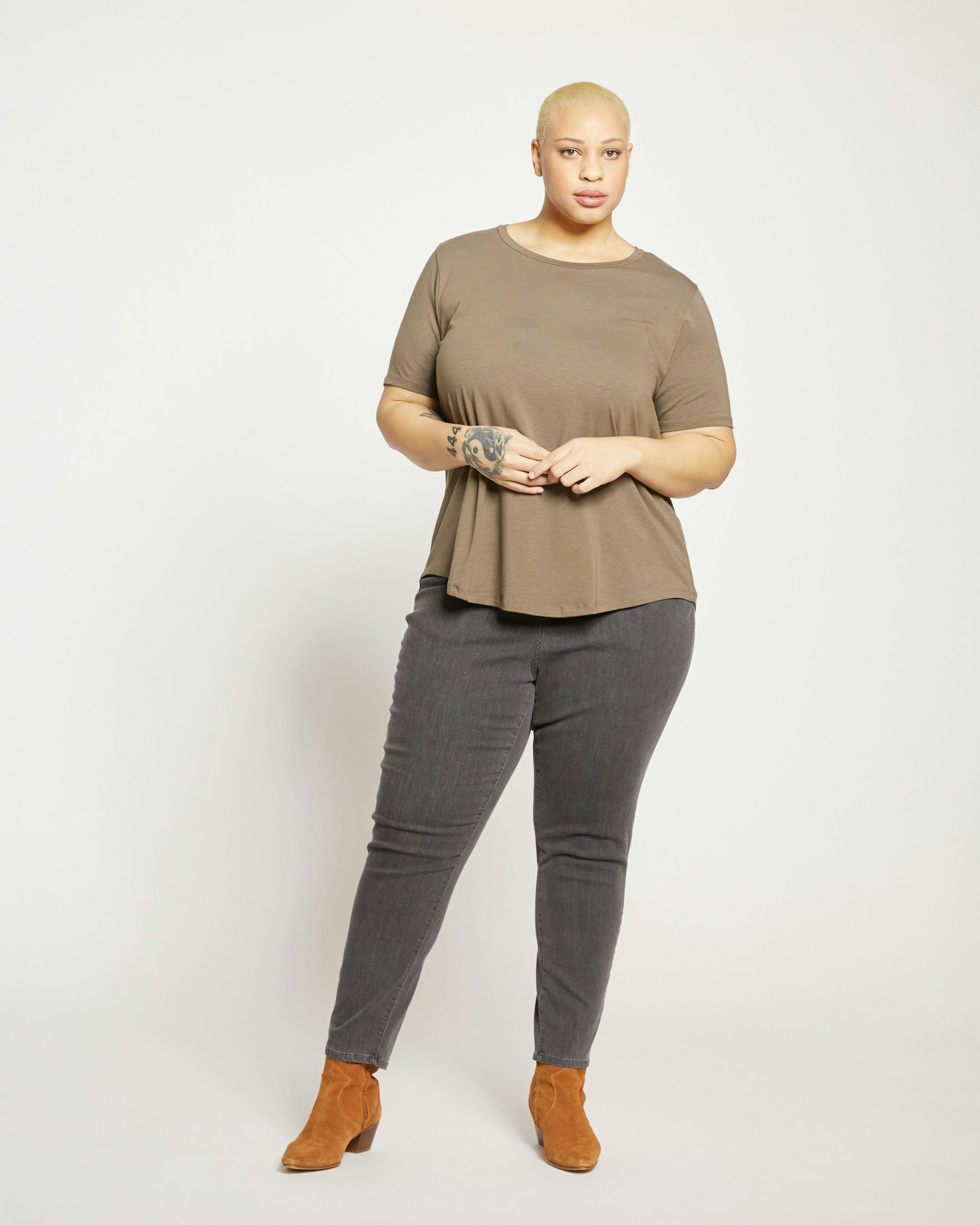 Long Sleeve Tee Rex - White | Universal Standard