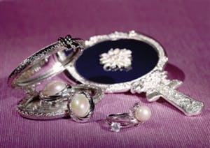 Wallis Simpson jewels given antique price guide of £3m | ValueMyStuff ...