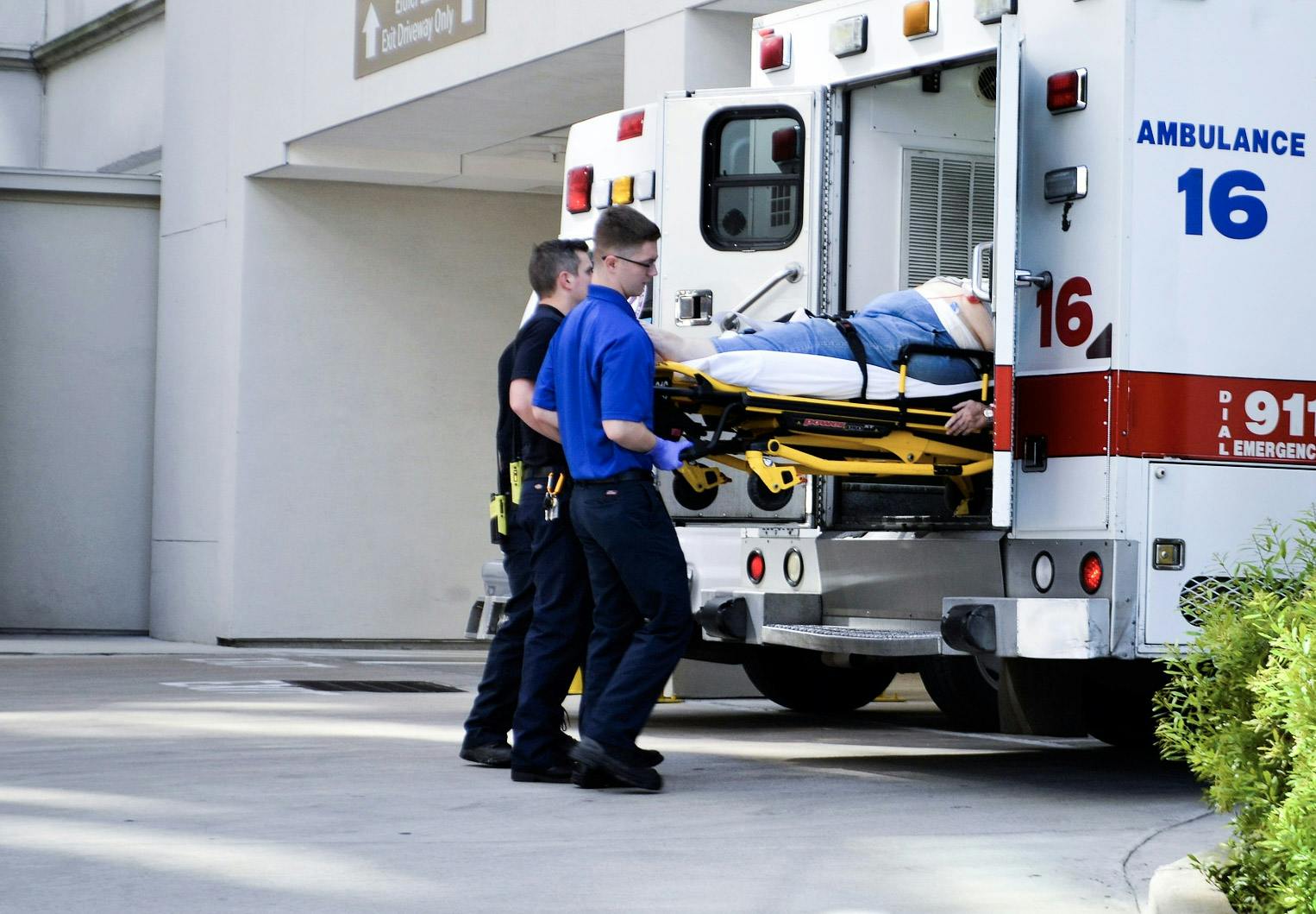 How Better Patient Transportation Improves Hospital Patient Experience ...