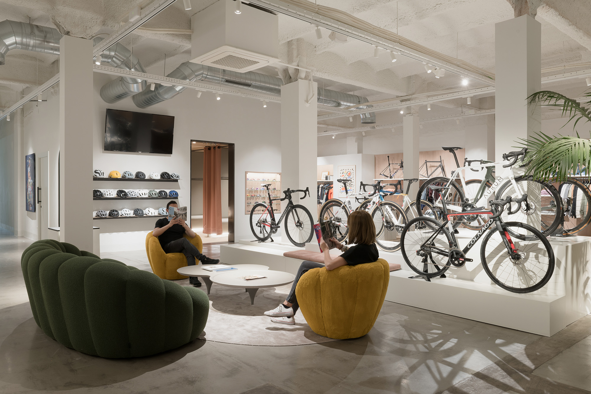 Barcelona Road Bike Rental | Velodrom.cc