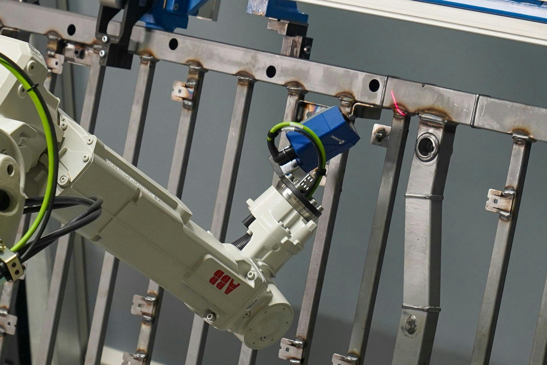 Weld Seam Inspection on Battery Frames | VITRONIC