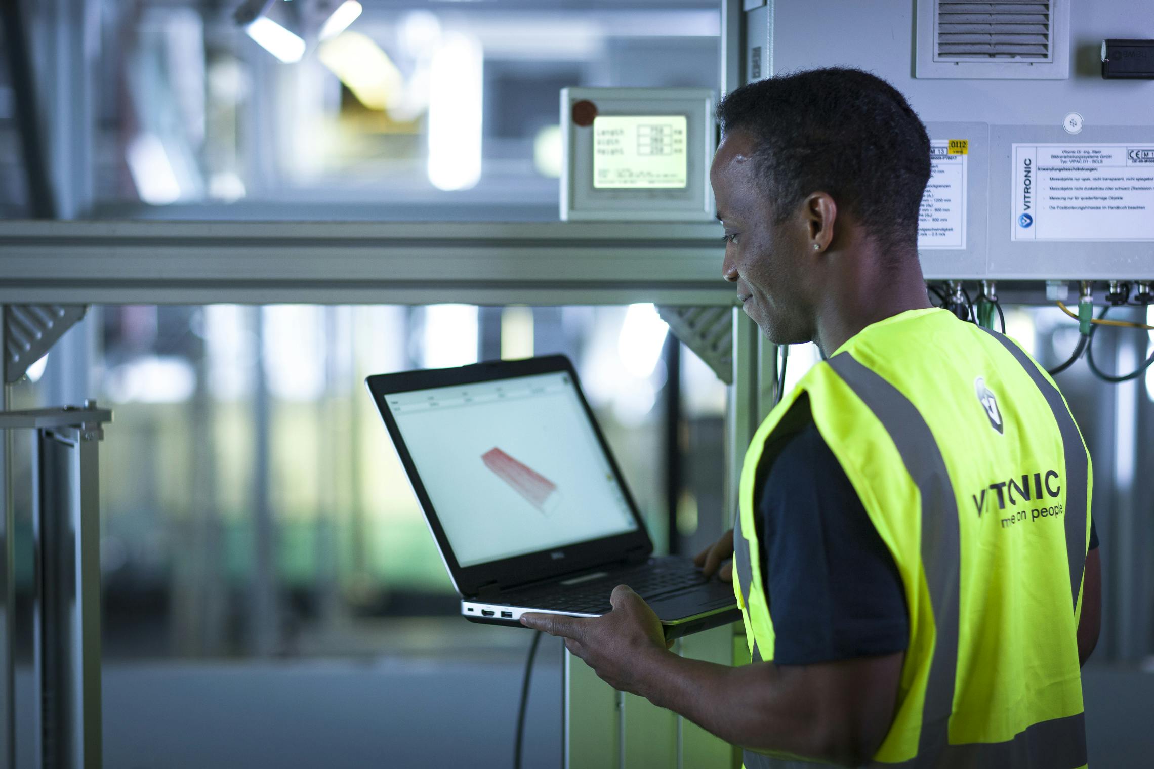 Improving Logistics Traceability | VITRONIC | Overview