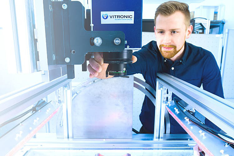 认识技术领导者，我们的概况 | VITRONIC