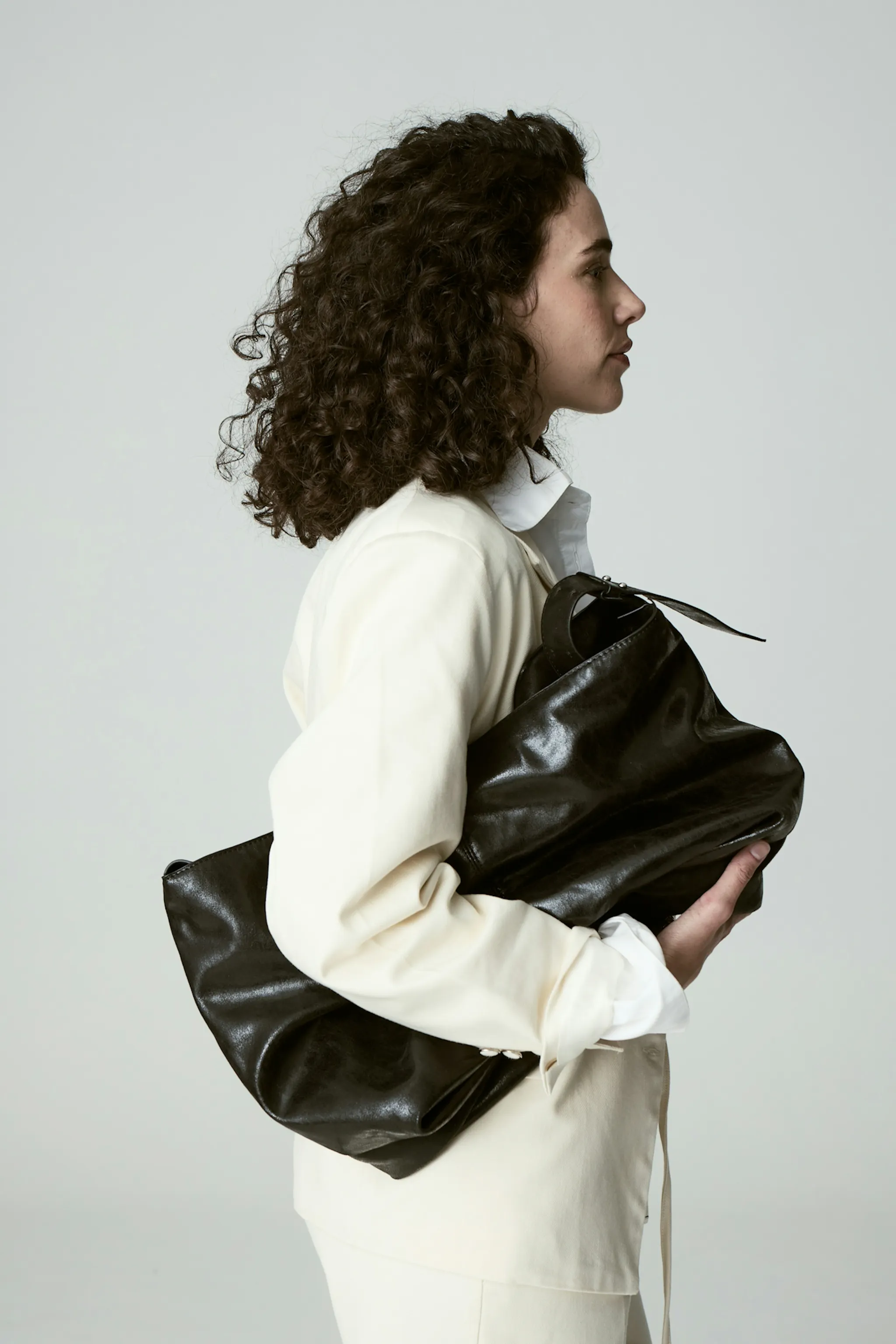 Reflaunt - Resell your wardrobe and get rewarded