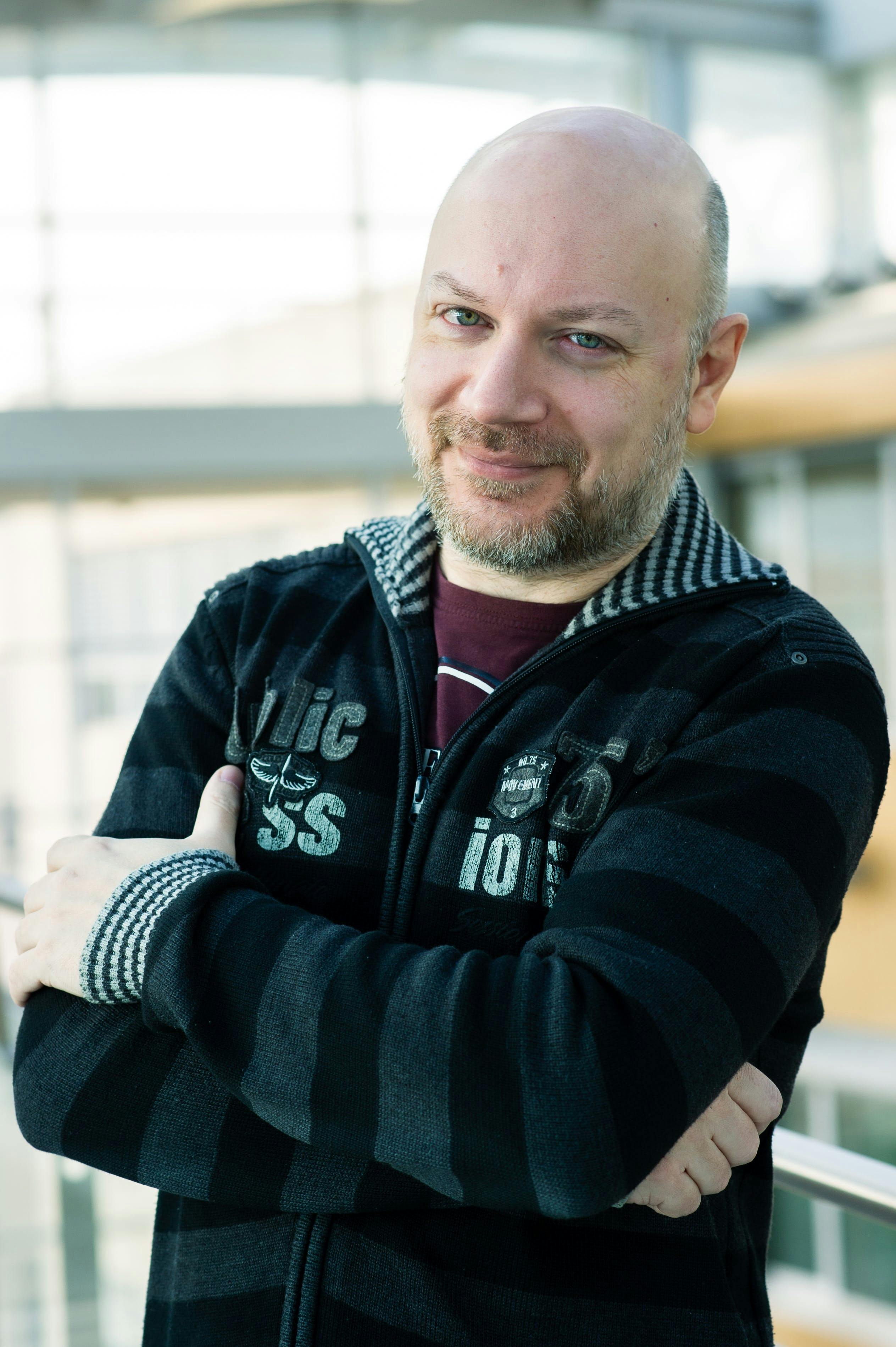 Meet the team behind viva.com