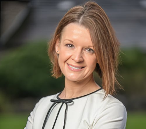 Simone Robinson | Walker Foster