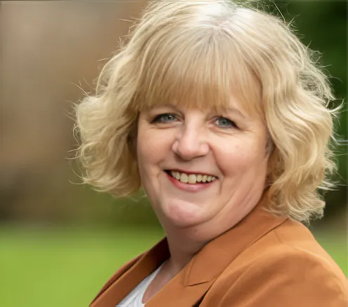 Sue Hartley - Senior Conveyancing Executive at Walker Foster | Walker ...