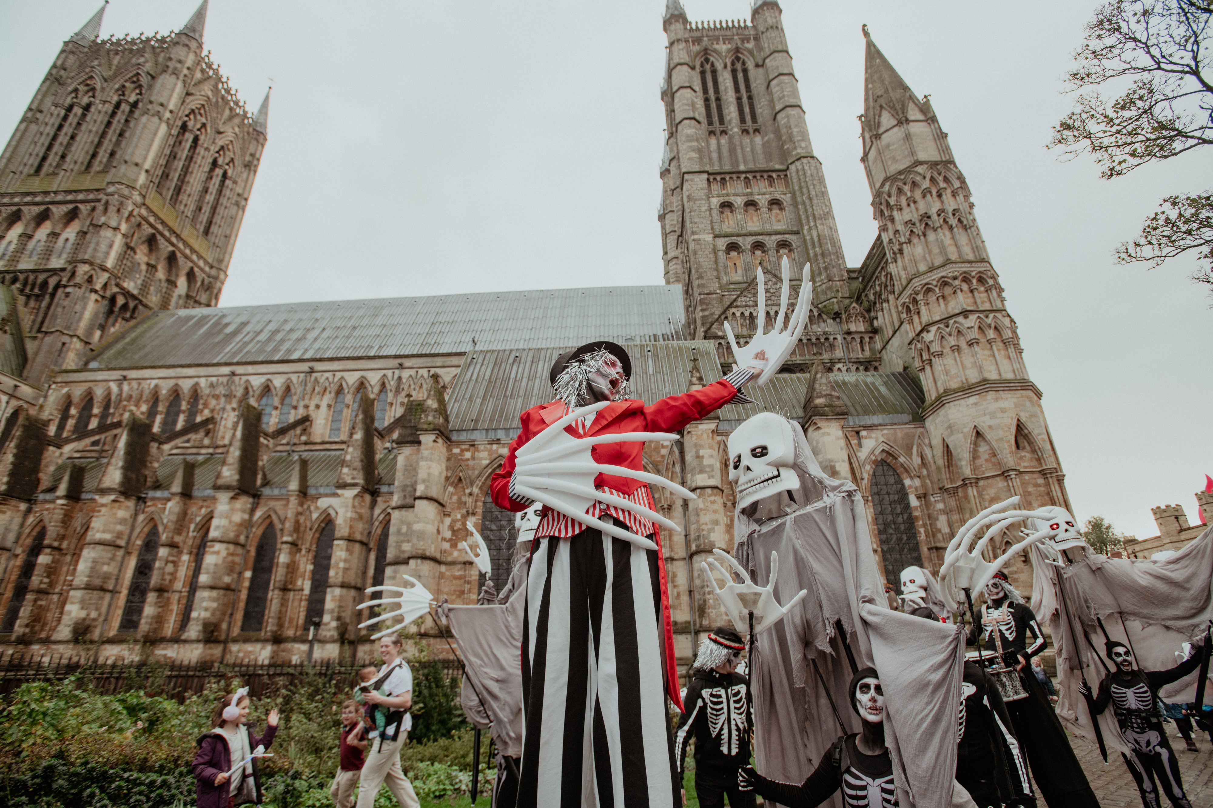 The Strolling Bones | Walk the Plank