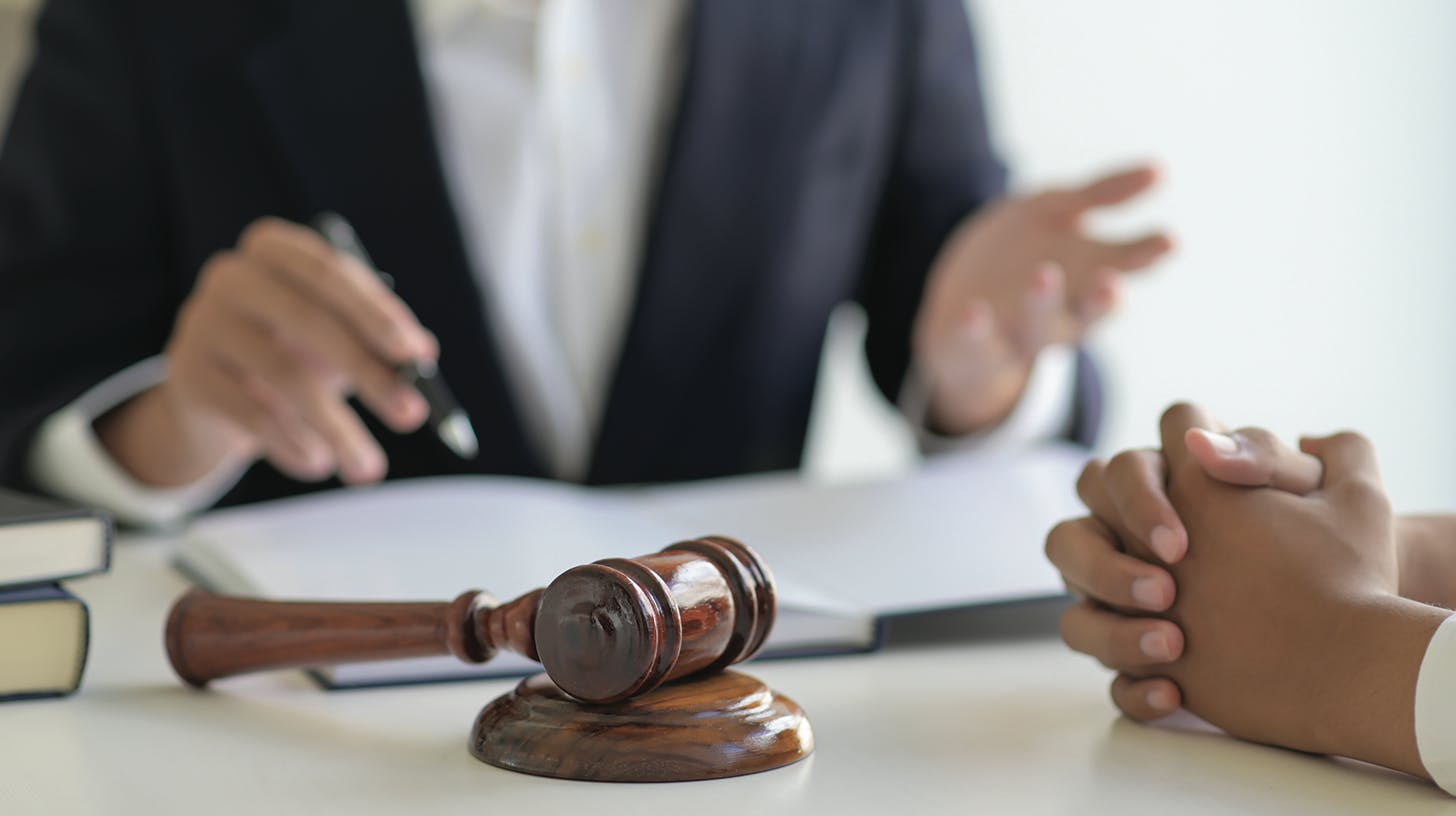 ⚖ Réglementation, Lois et Obligations