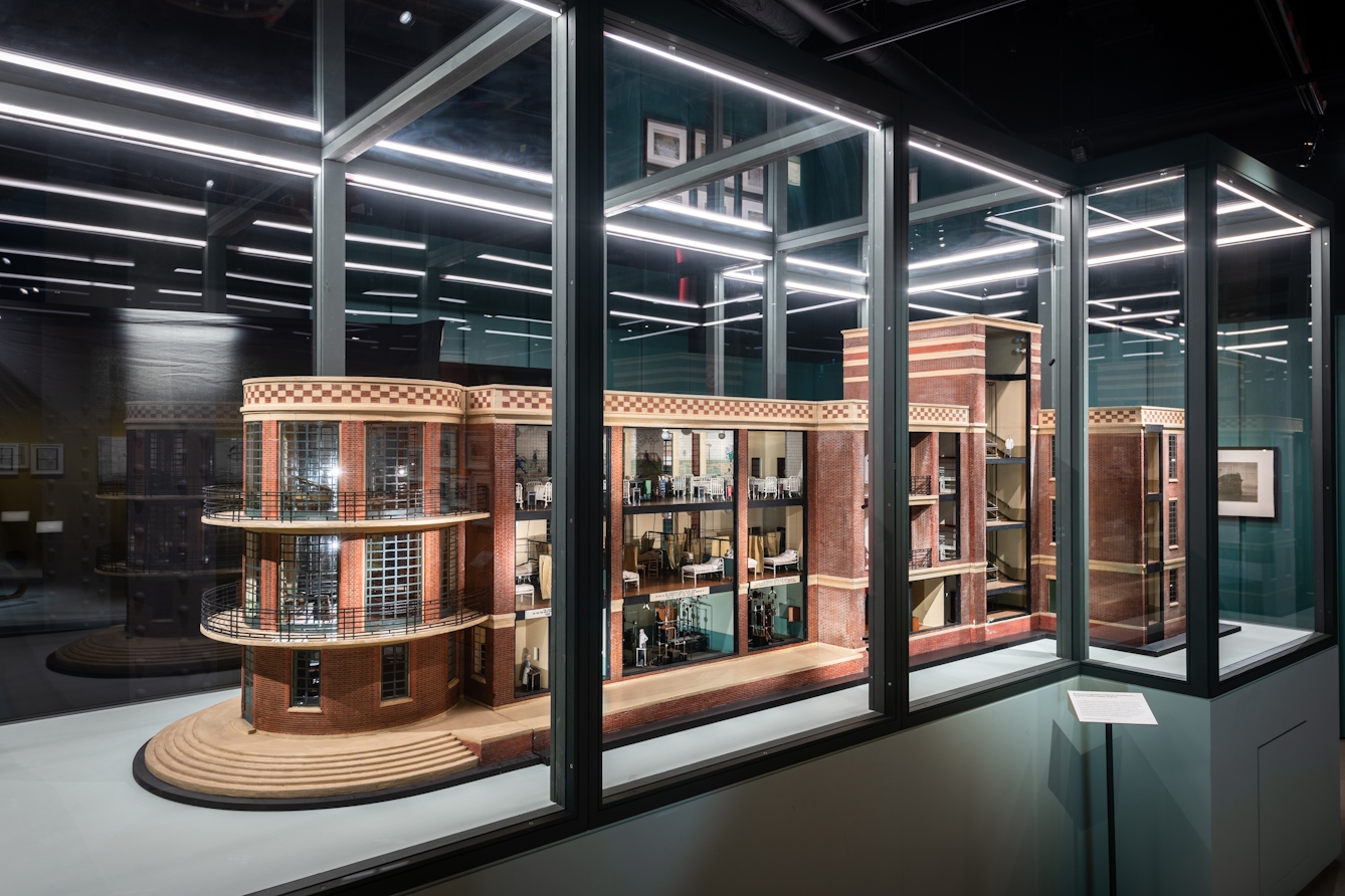 Living with Buildings | Wellcome Collection