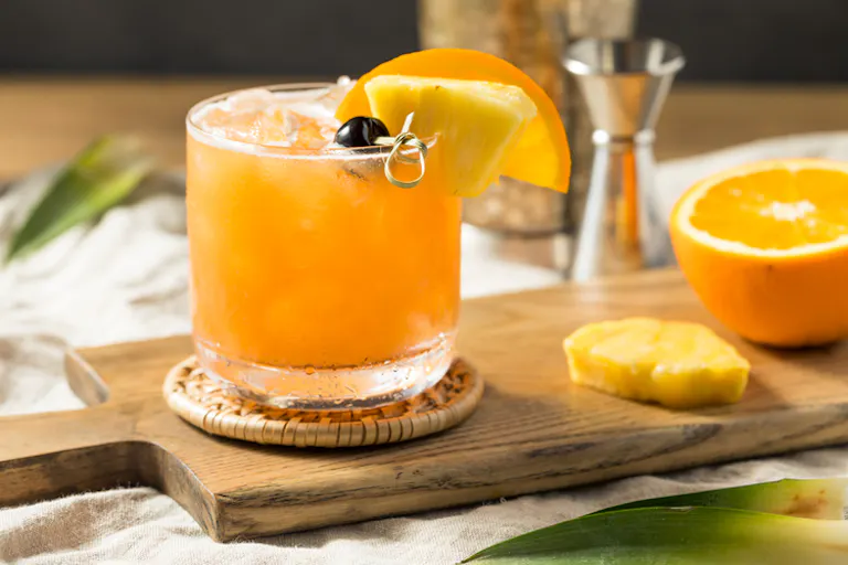 20 Easy Rum-Based Cocktails and Their Recipes - Maison du Whisky