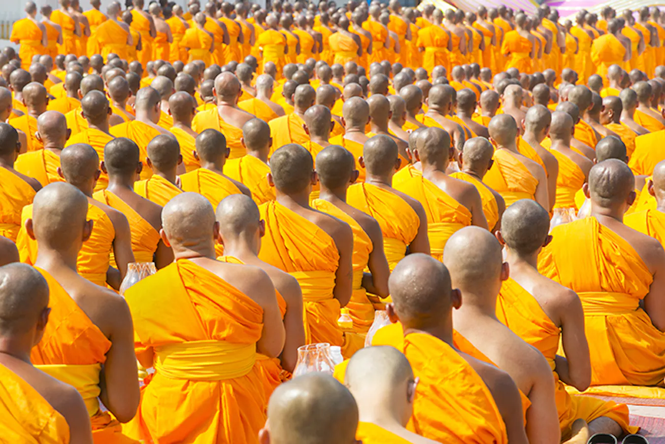 Offering oranges to the Gods is a way to ask for good fortune and money.