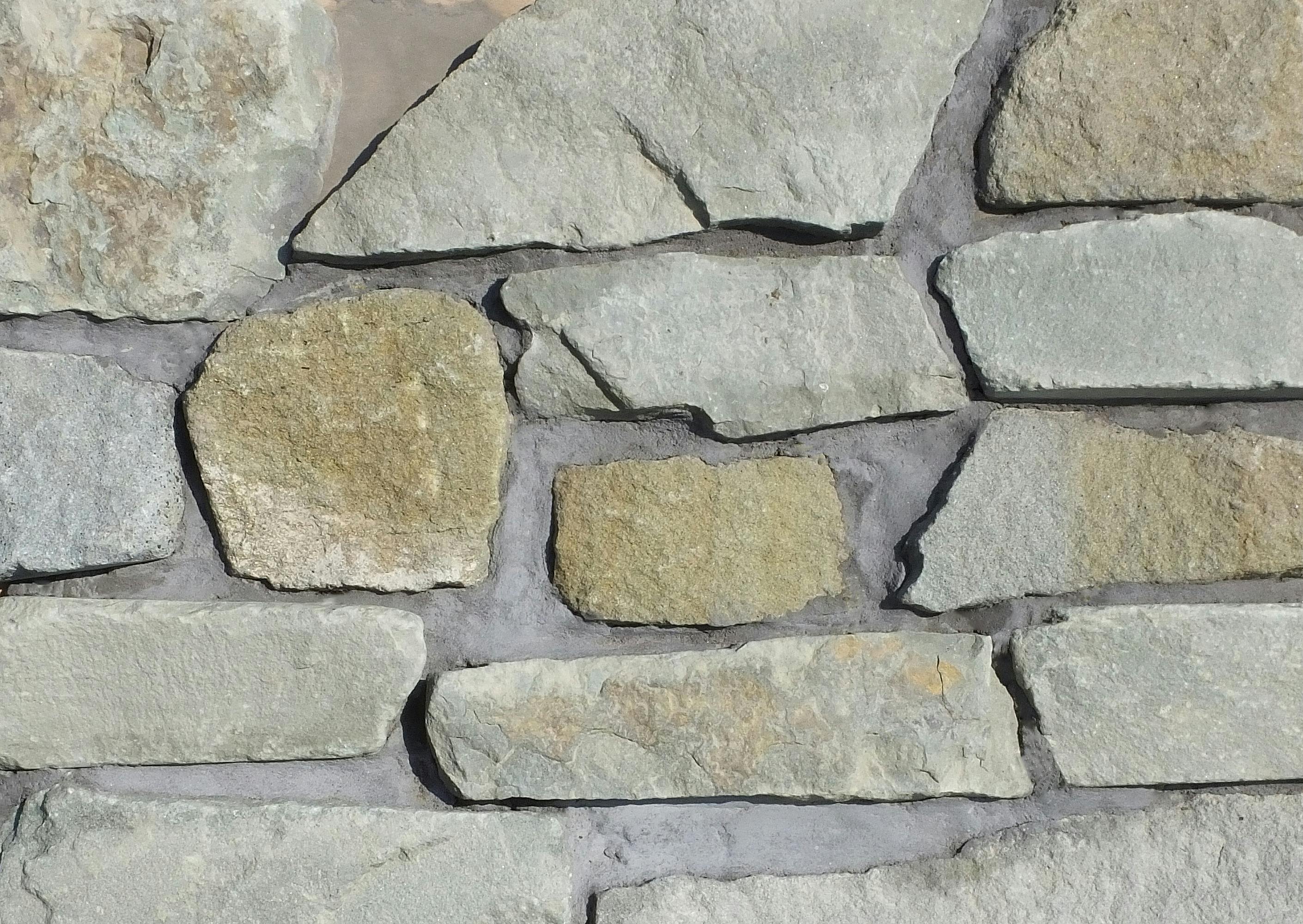 Britannia Range | Grey Green - 822