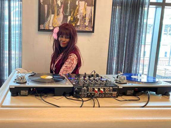 Syreeta Garcia-Psyche | Vinyl DJ, Psyche Prissy Pie