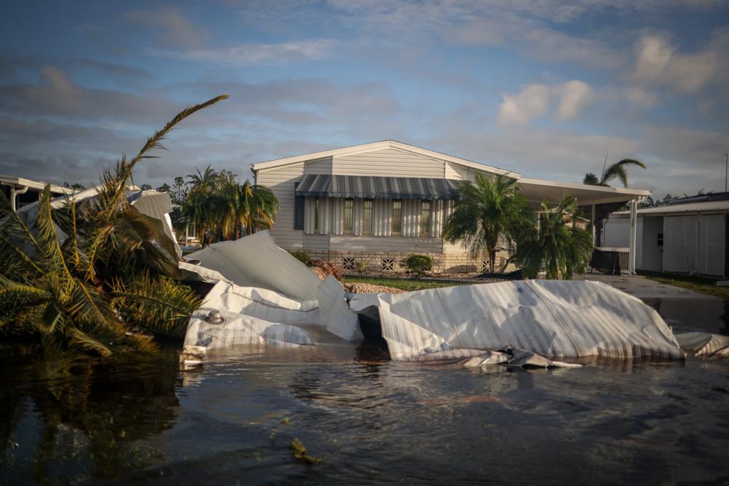 World Central Kitchen | Hurricane Ian slams into Florida as a near ...