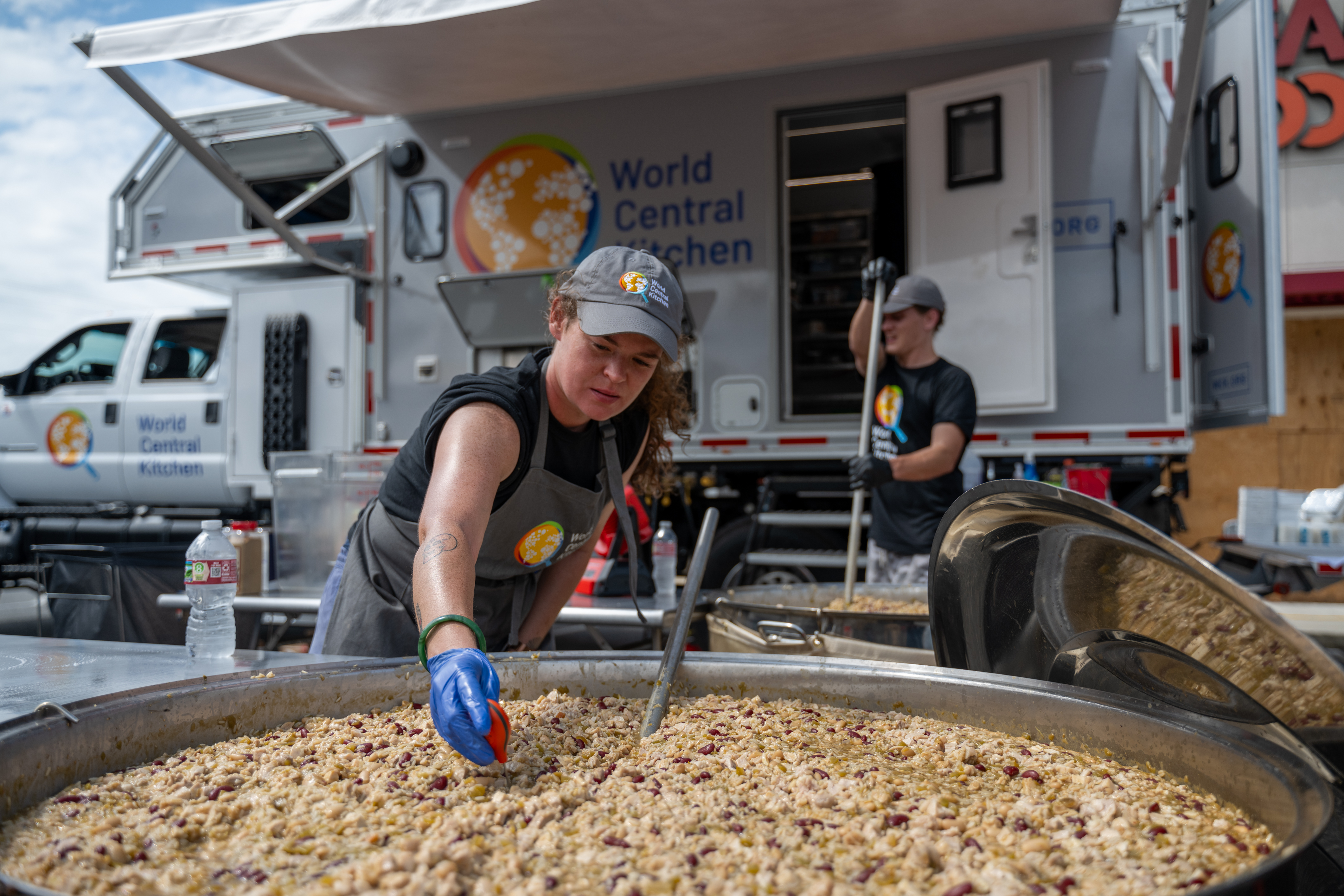 World Central Kitchen | Rapid Response Field Kitchen prepares thousands ...