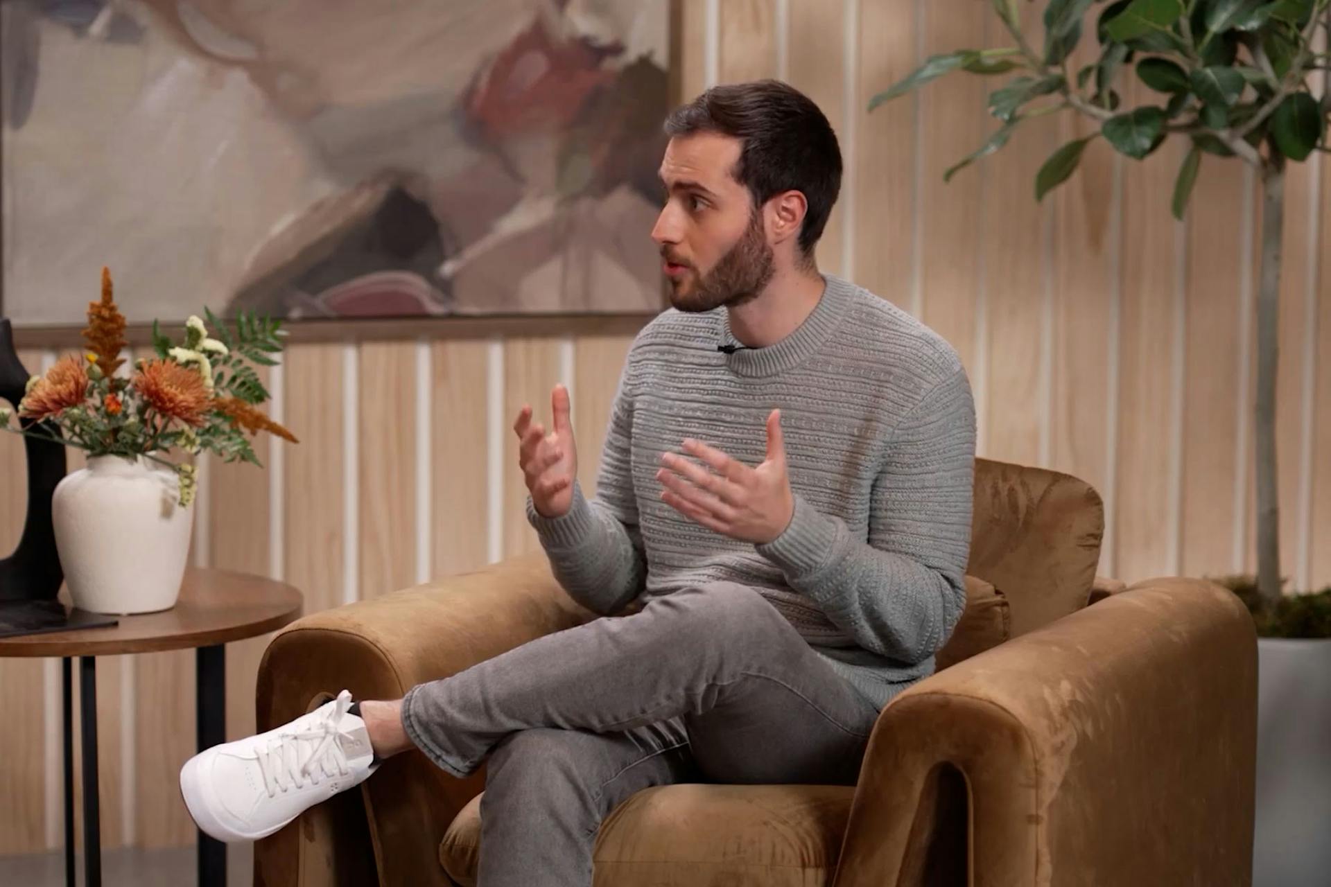 What is Worldcoin (WLD) and how to use it