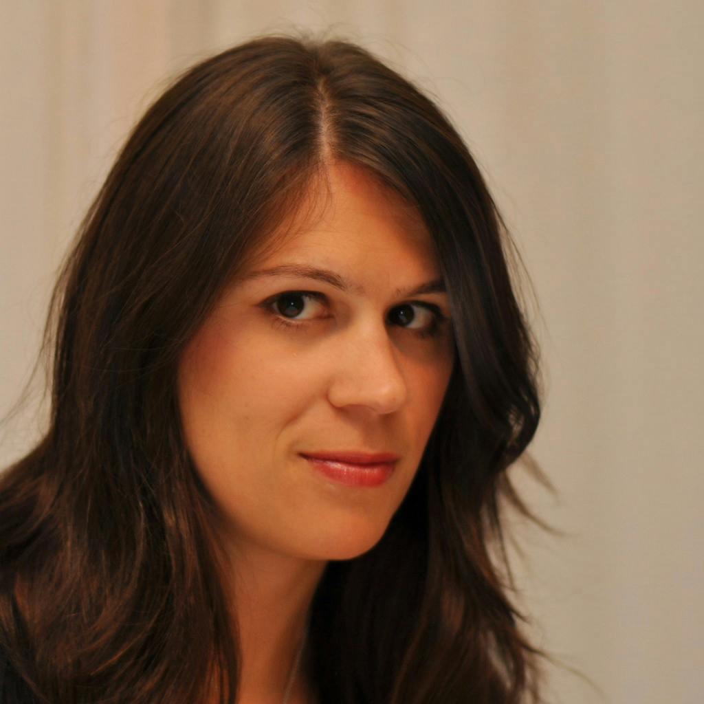 Dina Del Bucchia | Writers' Trust of Canada