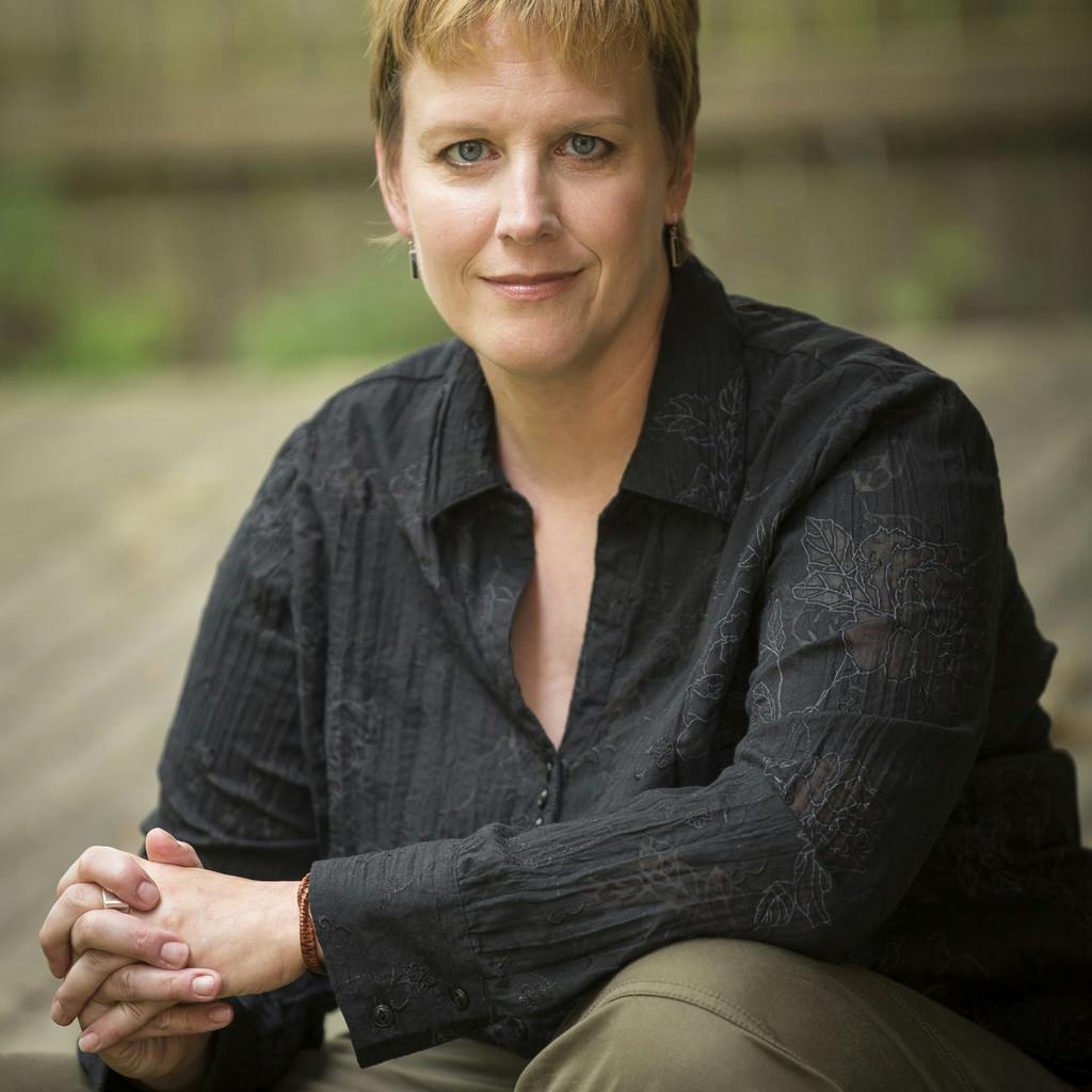 Debra Komar | Writers' Trust of Canada