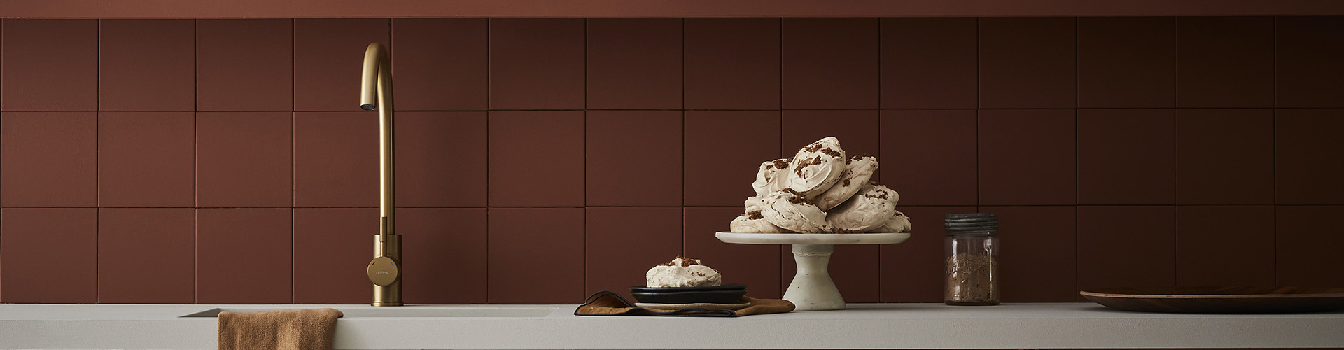 Roestbruin Muurverf van Little Greene - Warme Aardetinten