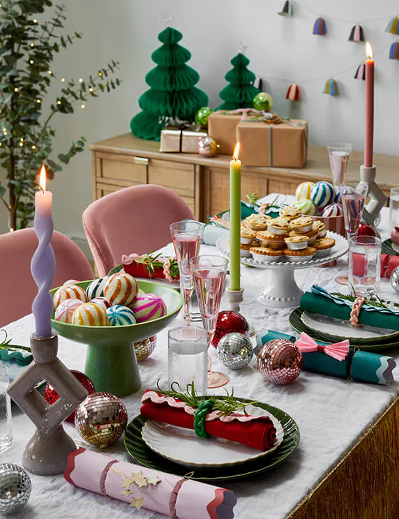 How to Decorate Your Table for Christmas | Little Greene