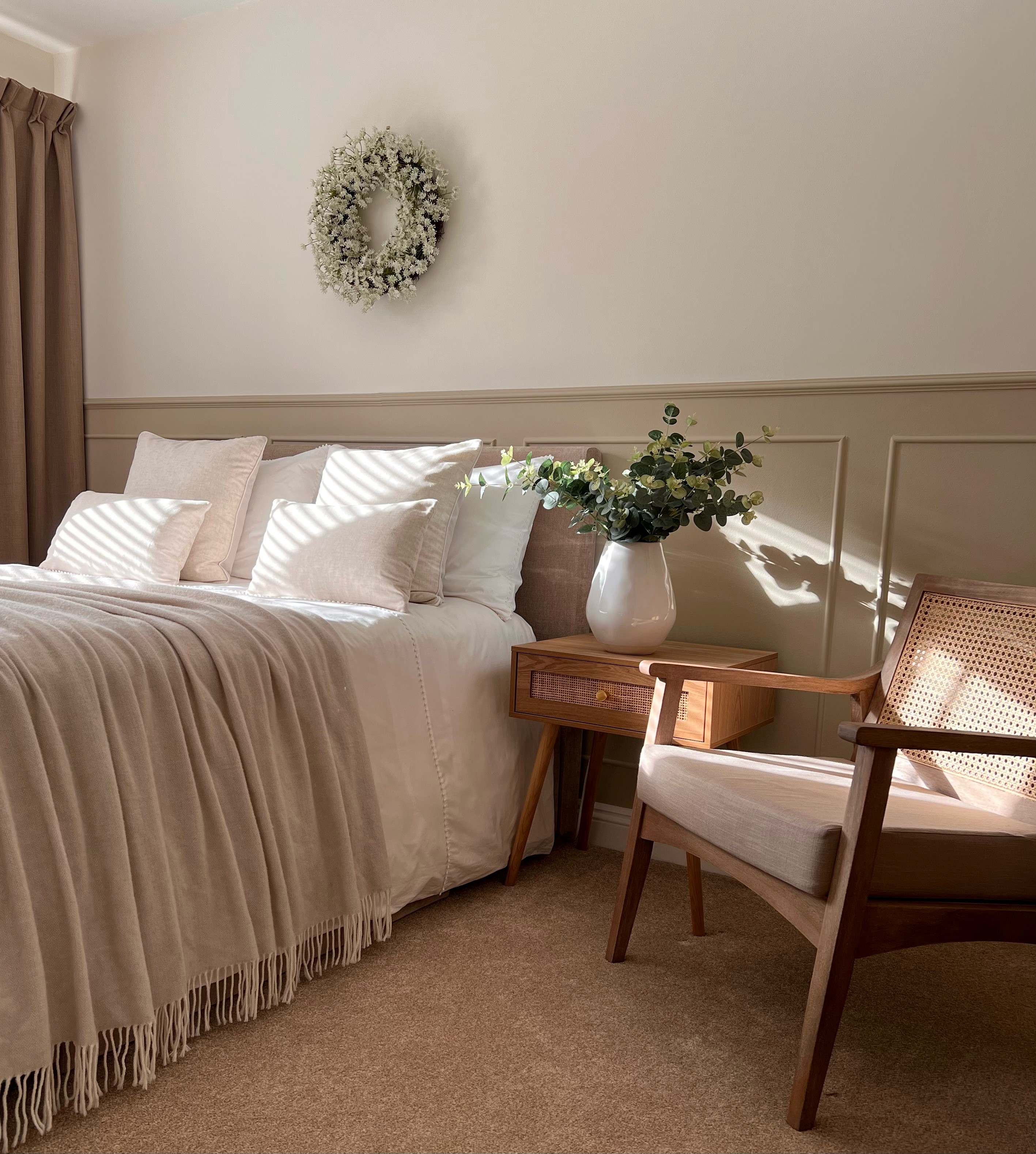 The best warm neutral paint colours for harmonious interiors