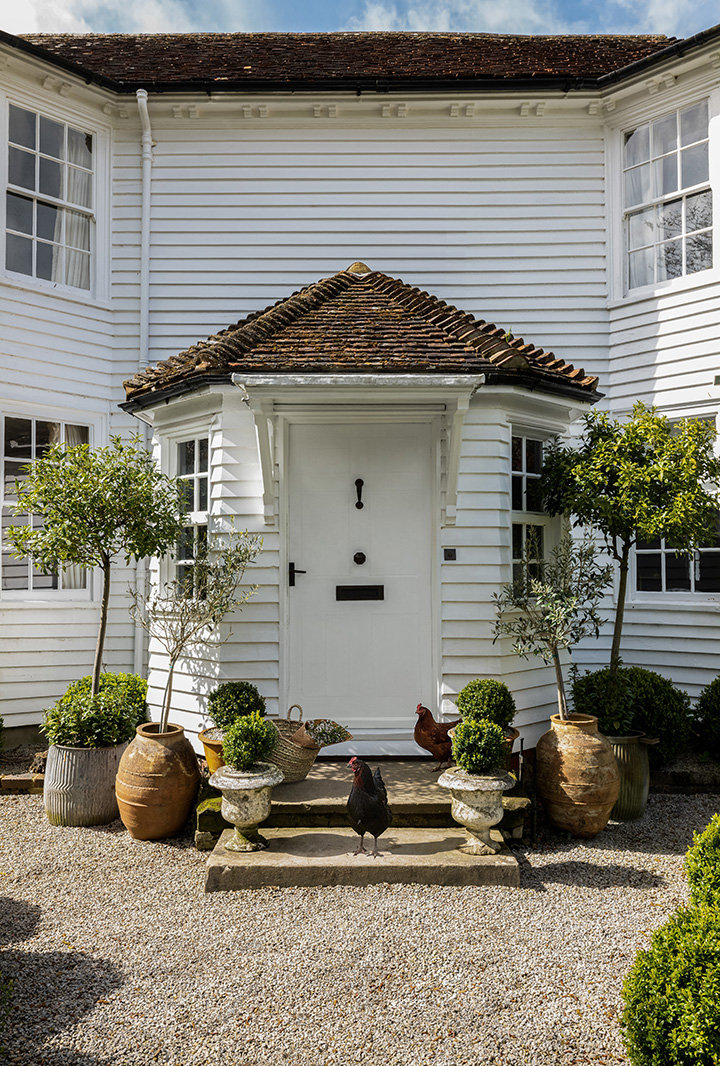 Update your front door with the self-priming Architects’ finishes ...