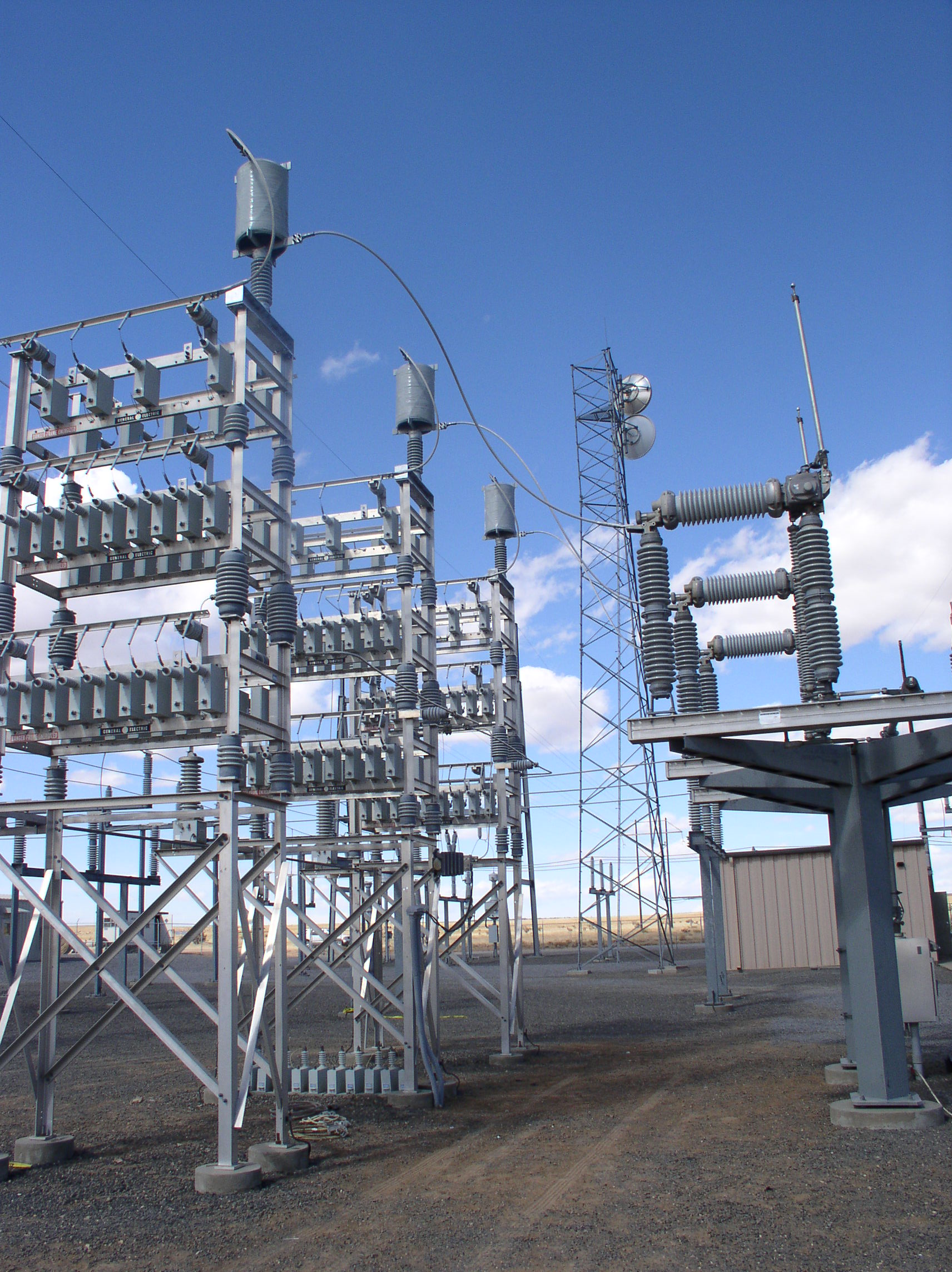 Substation capacitor bank question? : r/SubstationTechnician