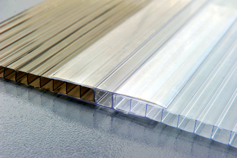 Polycarbonate vs. PETG: Material Differences and Comparisons Xometry