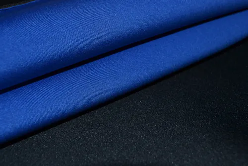 Silicone vs. Neoprene: Material Differences and Comparisons | Xometry