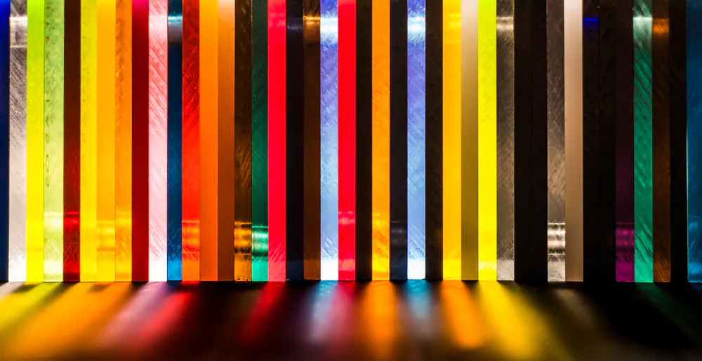 Custom Online Acrylic Molding Service by Xometry