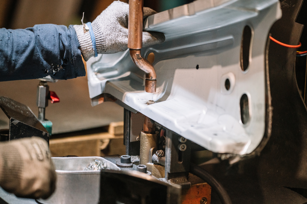 Spot Welding: Definition, How It Works, How To Spot Weld, Advantages ...