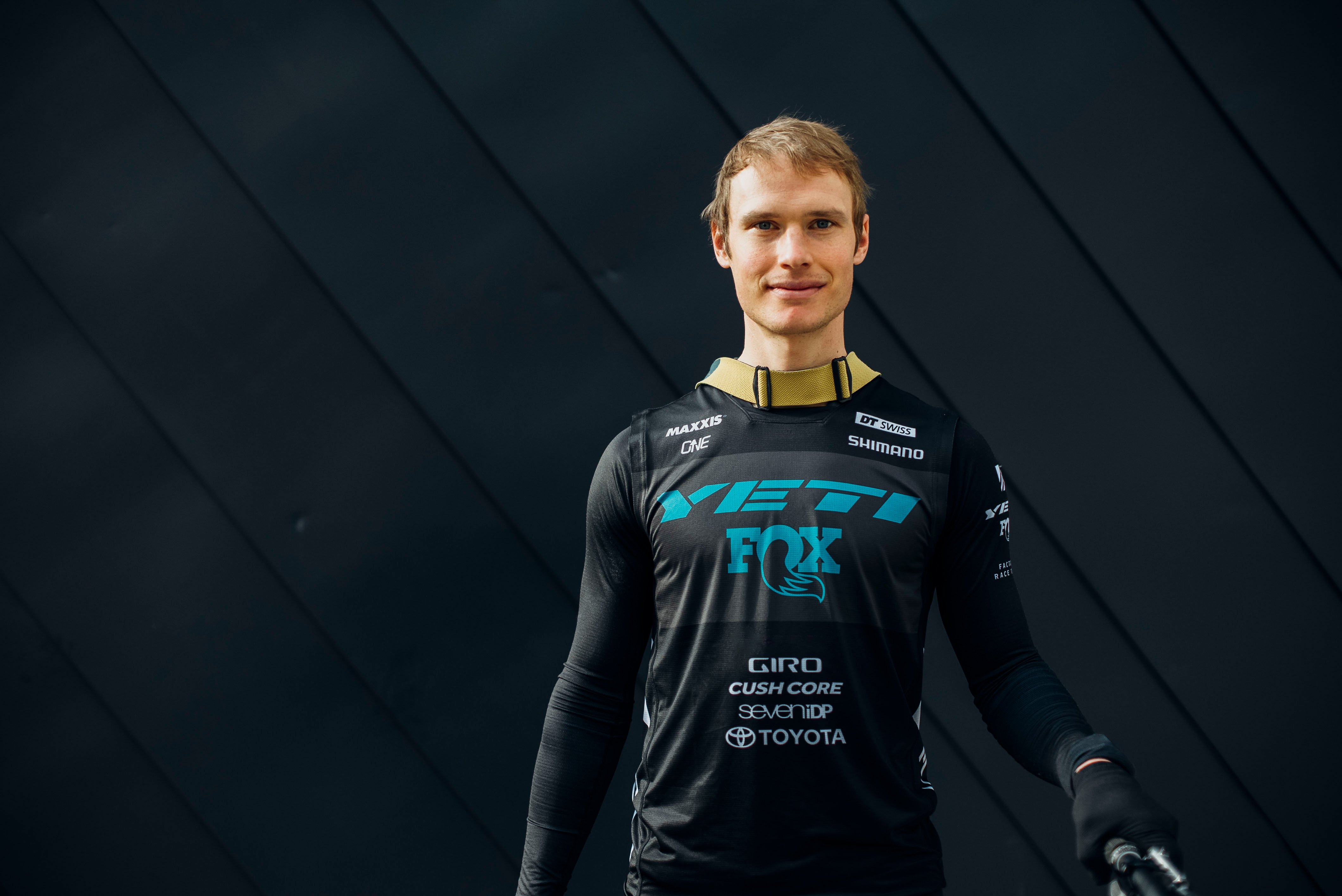 Slawomir Lukasik - Yeti / Fox Factory Team - Yeti Cycles