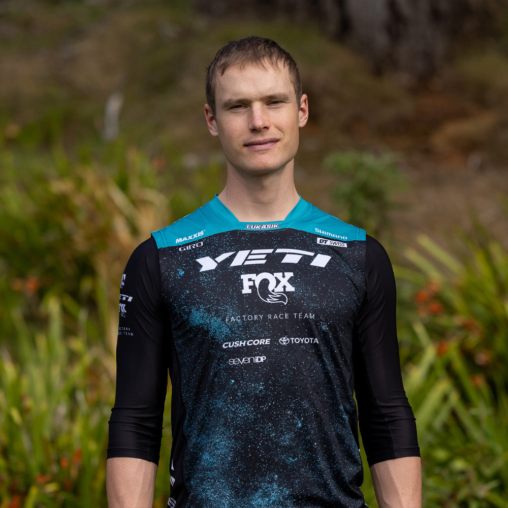 Slawomir Lukasik - Yeti / Fox Factory Team - Yeti Cycles