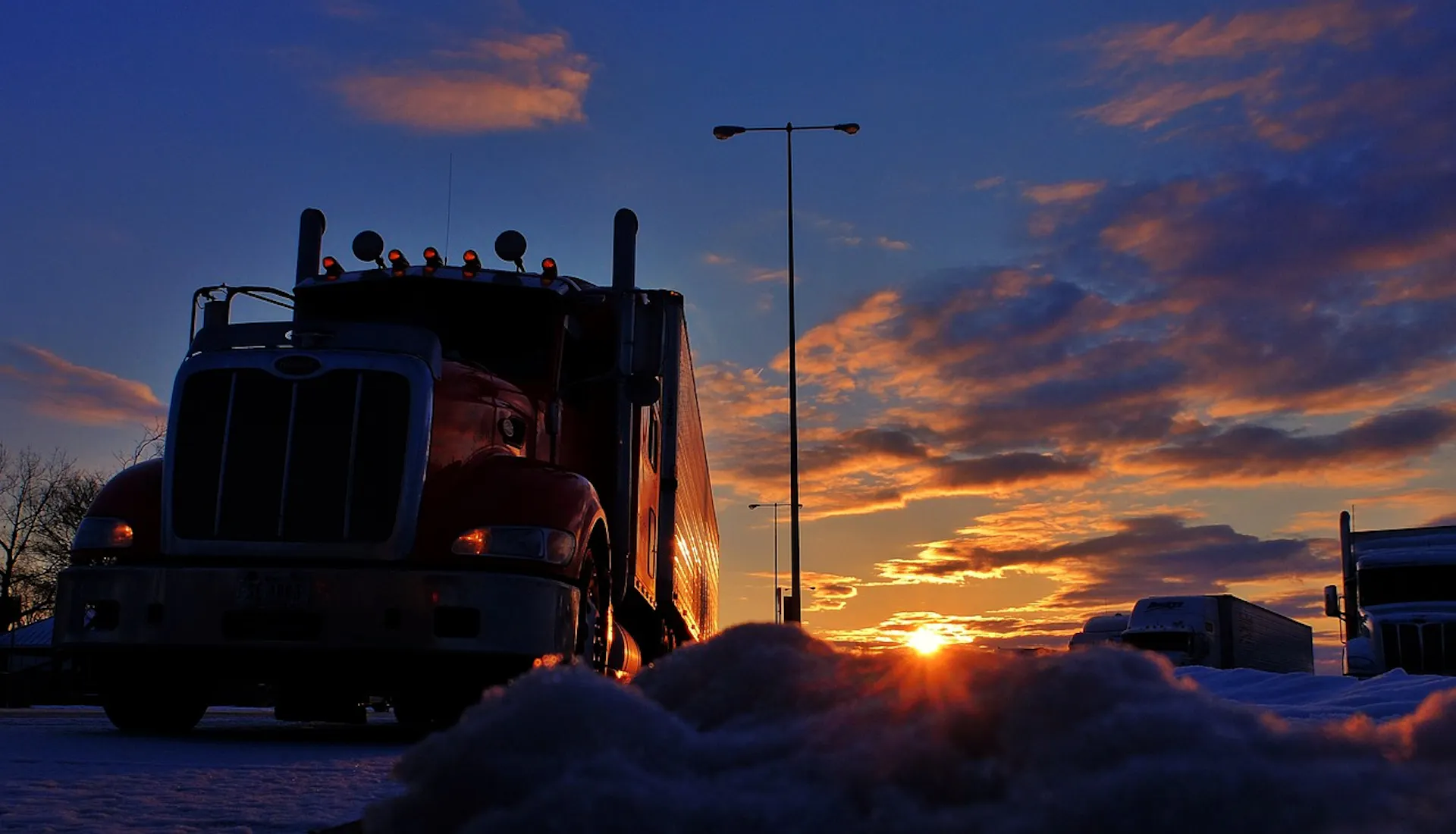 What Are the Onboarding Steps for Transportation Employees? | Yourco