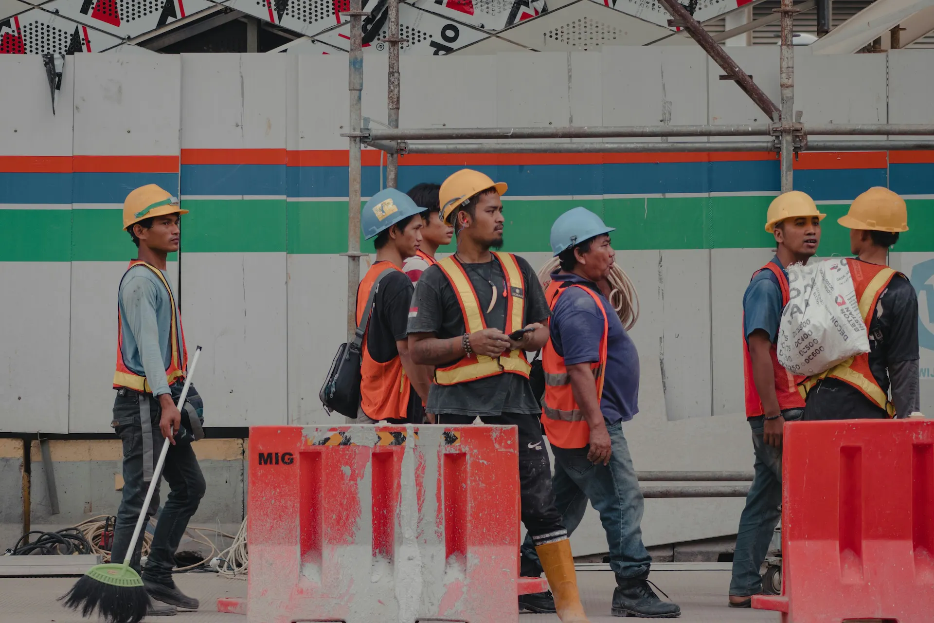 How to Onboard Tagalog-Speaking Employees: 8-Step Guide | Yourco